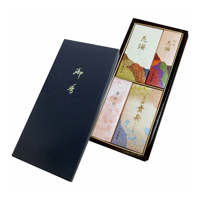 【商品詳細】現代的でやさしい白檀の香りが広がる「花琳（かりん）」と白檀の甘く優雅な香りが広がる「特撰花琳（とくせんかりん）」、沈香と白檀をベースにした優美な香り「貴舟（きふね）」の3種類のお線香にダルマローソクを詰め合わせたご進物用お線香で...