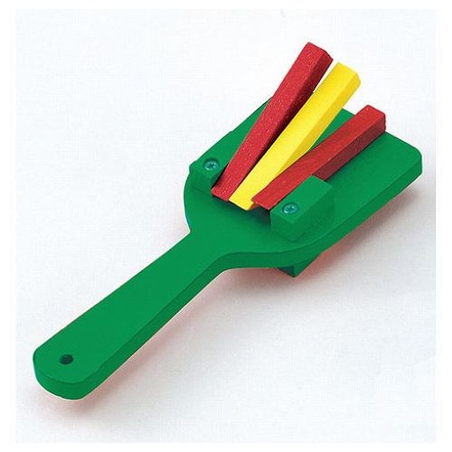 【商品説明】振るとパチパチ音が鳴る!楽しい両面タイプのなるこ!●組立済のなるこです。●表・裏に3連のバチが付き、とてもよく鳴ります。とっても安い!!ネジ止め加工で頑丈!バチがはずれないようネジを貫通させて補強!各色裏表3連バチ付両面タイプ着...