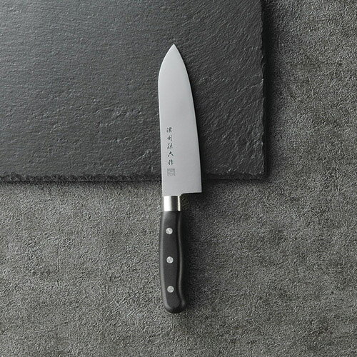 ●サイズ:刃渡17cm●材質:モリブデンステンレス刃物鋼、柄:ポリプロピレン●本体重量:約110g●生産国:JPN【送料について】北海道、沖縄、離島は送料を頂きます。