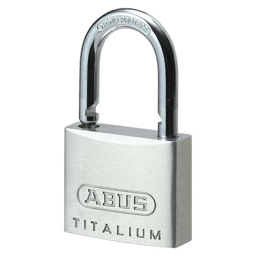 【キー】3本付き【特長】 ●ピンシリンダー ●軽い＝一般的な真鍮製南京錠と比べると30％軽いです。 ●頑丈＝一般的な真鍮製南京錠と同等の強度。軽くて強い。 ●新素材＝特殊アルミニウム合金です。真鍮に見られる緑青黒ズミが発生せず、長期間使用し...