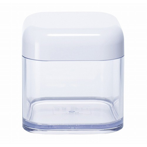 ■商品説明●食品用乾燥保存容器●乾燥・消臭シートは取り外し可能で、電子レンジで加熱すると吸湿機能は戻ります。●蓋部分と底部分の形状はスタッキング可能。●乾燥消臭シート1枚付■直径・サイズ105×105×H105■深さ■重さ275g■容量56...