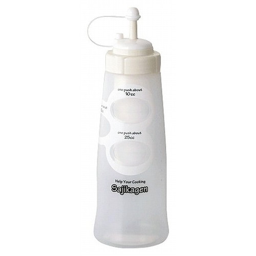 ■商品説明●出したい分量の部分を押すと、約10cc、25cc、30ccが出せますので調理する時に手間が省けます。●たっぷり600ml入るので中身を補充する手間が軽減します。●大量調理の現場やチェーン店等で味のバラツキや調味料の出し過ぎを防止...