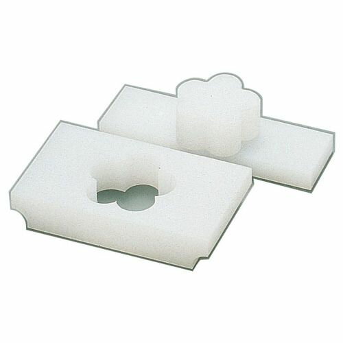 山県 PE 物相型 梅 BBT13 JANコード 4905001242212●直径×高さ(mm):80×35●重量(kg):0.8●材質：ポリエチレン■米飯質量:130g■※サイズはできあがりのサイズです。【送料について】北海道、沖縄、離島...