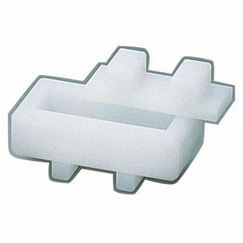 山県 PEバッテラ 関西型 BSS302 JANコード 4905001247231●規格:関西型●幅×奥行×深さ(内寸mm):139×54×50●重量(kg):0.8●材質：ポリエチレン■※一体成形品です。【送料について】北海道、沖縄、離島...