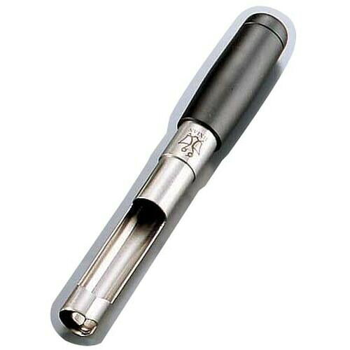 ジャクセン 18-8野菜抜細工用 ラセンヌキ BSI2101 JANコード 4905001270550●直径×全長(mm):φ19×190●材質：ステンレス■簡単キレイ。■とっても大変な丸いかざり料理も誰でも簡単、思いのままに球体が作れます...