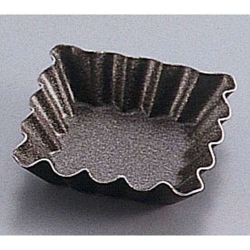 ゴーベル プチフール 295010 WGC37 JANコード 3075302950107●(内寸)幅×奥行×深さ(mm):38×38×10●材質：スチール■材質:スチール・フッ素樹脂加工■※フランス製【送料について】北海道、沖縄、離島は送料...