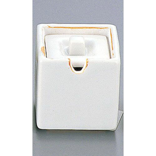 エムズジャパン 青磁 スタック七味入 T03-17 RKS6601 JANコード 4560342470764●間口×奥行×高さ(mm):45×45×H45●材質：陶磁器■瀬戸焼スタックカスターシリーズは各アイテムの胴寸法を同じにすることで積...