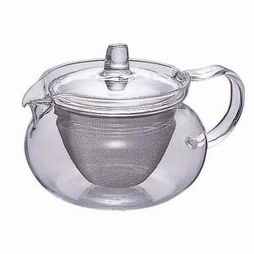 ハリオ 茶茶急須 丸 CHJMN-45T PKYG701 JANコード 4977642093119●メーカー品番:CHJM-45T●幅×奥行×高さ(mm):155×118× 98●容量(cc):450●満水(cc):520●重量(g):33...