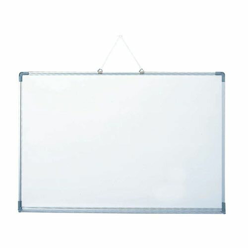 光 アルミ枠ホワイトボード（トレイ付） AWB4507 PBC8402 JANコード 4977720889771●メーカー品番:AWB4507●幅×高さ(mm):600×450●トレイ奥行(mm:50●重量(kg):1.0●材質：アルミ・白...