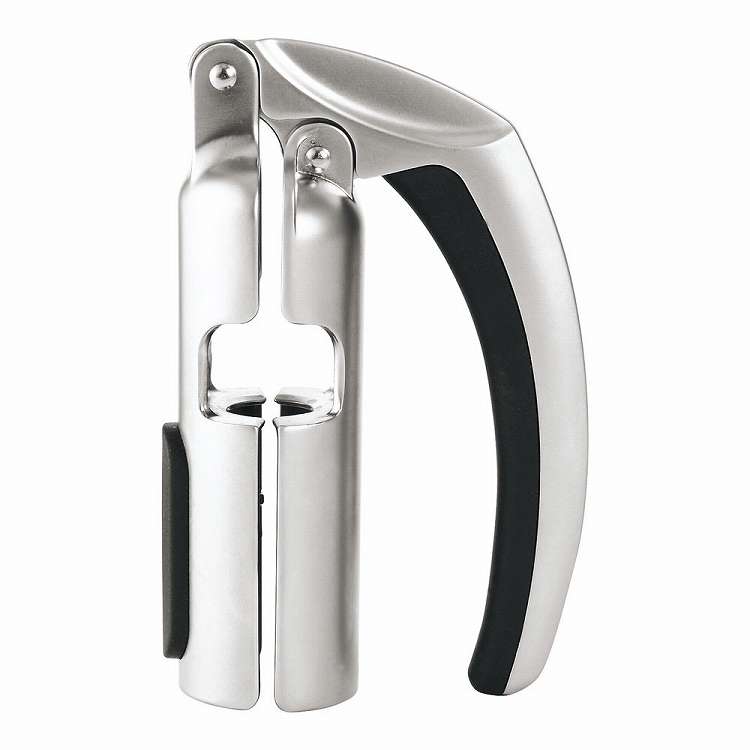 ●コルクを挟み込み、本体ごとボトルをしっかりと持ちます。レバーを徐々に引き上げると、テコの原理で簡単に抜けます。【代引きについて】こちらの商品は、代引きでの出荷は受け付けておりません。【送料について】北海道、沖縄、離島は送料を頂きます。