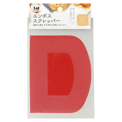 【商品説明】●適度な硬さで、粉とバターの切り混ぜ、焼く前の生地の表面ならしに便利です。●本体サイズ(約)：120X95X2mm●商品重量(約)：23g●材質：ポリエチレン（耐熱温度80℃）●生産国：日本●日本※メーカーの都合によりパッケージ...