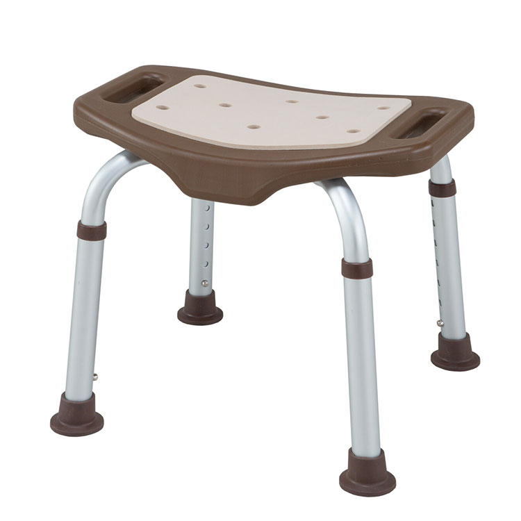 ■膝・腰への負担が少ない設計。座面・背もたれは柔らか素材で座り心地が快適。ヒンヤリ感も感じにくい?■一般的なイス：低すぎて立ち座りがツライ、膝を深く曲げ姿勢が不安定、前かがみになり疲れやすい。本品：立ち座りがラクな高さに調節、座面が広く安定...