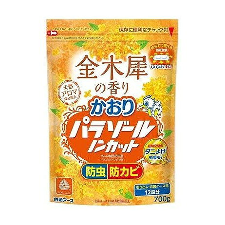【商品詳細】ふわっと甘い香りが収納空間に広がり、切らずにそのまま使える便利な防虫剤です。パラジクロルベンゼンの防カビ効果により衣類にカビを生えにくくします。せんいの防虫に加え、気になるダニを収納空間内に寄せ付けにくくします。減りぐあいが見え...