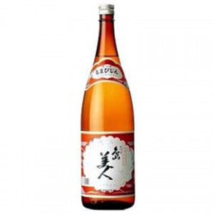 まろやかな甘口くせの無い味わい。焼酎の本場九州で支持されている一品です。容量: 1.8Lアルコール度数: 25度◆20歳未満の方の飲酒は法律で禁止されております◆当店では20歳未満の方への酒類の販売はしておりません