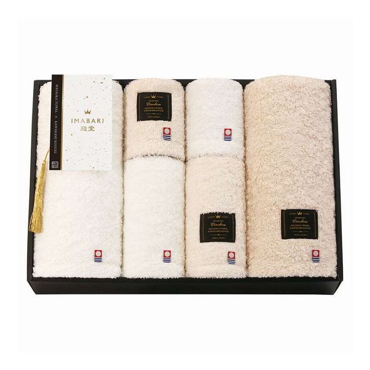 まるで空気を紡いだように軽やかで使うほどに愛着のわく、理想的なタオル。こだわりぬいた素材と秘伝の製法、真剣なまなざしと溢れる愛情、ふたりの匠が追い求めた笑顔のものづくり。まるで空気を紡いだように軽やかな今治タオルを天然水でやさしく洗い上げた...