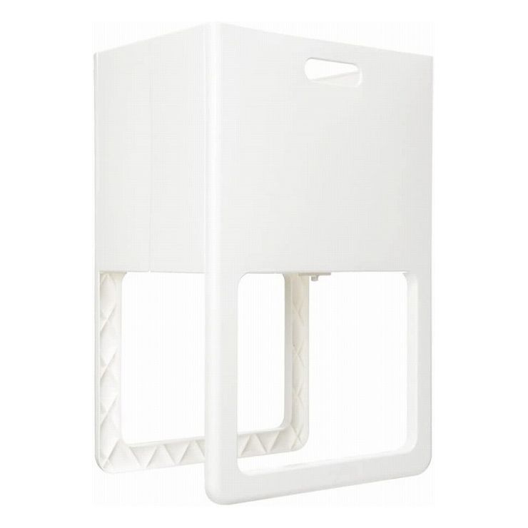 使う時にちょこっと引っ張り出して使える、折りたたみできる脚付きのバスケット！使わないときはコンパクトに畳めるので、家具のスキマなどに収納できます。ソファー横やダイニングテーブルの脇に置いて、お客様のカバンや荷物を置いてもらう手頃なスペースに...