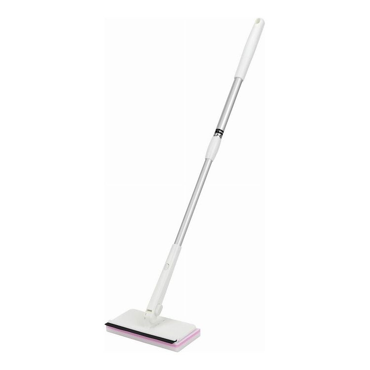 洗剤を使わず、水だけで汚れを落とす、窓・アミ戸用メラミンクリーナー。水切り用のワイパーが付いているので、窓に残った水滴をさっとぬぐい取れる。ヘッドが折りたためるので、クリーナーに含んだ余分な水を片手でしぼることができる。ヘッド部は角度を変え...