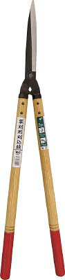 【商品詳細】●刃物鋼を熟練を要した職人が焼入れし仕上げた刃物です。●ダブル焼入れ処理され、刃物の腰が強く長切れします。●草刈りだけでなく、一般刈込としても使用できます。●芝刈、草刈りに。●切断能力(mm):10●刃長(mm):165●全長(...