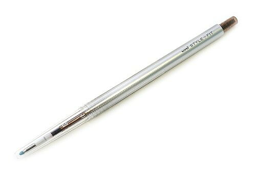 三菱鉛筆 スタイルフィット0.5 ブラウンブラック UMN13905 22JANコード：4902778092774品番：UMN-139-05.22スタイルフィット(STYLE-FIT)シリーズのノック式ゲルインクボールペンです。スタイルフィ...