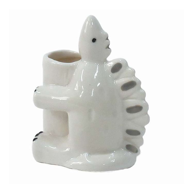 【商品説明】恐竜をモチーフにした磁器製のフラワーベースです。庭で摘んだ野花やドライフラワーとも相性抜群です。飾りやすいサイズ感です。ペン立てや歯ブラシスタンドとしてもご使用いただけます。【商品情報】■サイズ【ティラノサウルス】約幅10×奥行...