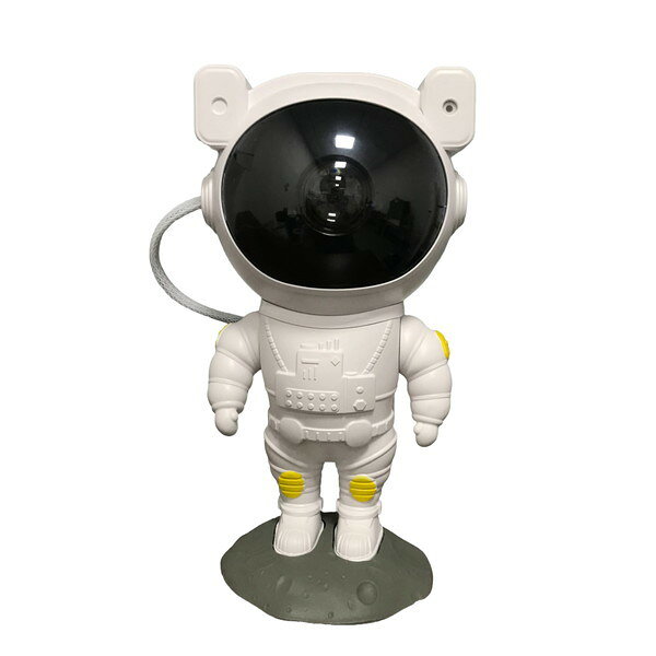 【商品説明】かわいい宇宙飛行士デザインのプロジェクターライトです。緑色の星や星雲を壁や天井に映し出し、まるで宇宙の中にいるような空間を楽しめます。USBケーブルで電源に接続するだけで点灯できます。【商品情報】■サイズ約 幅12×奥行10×高...