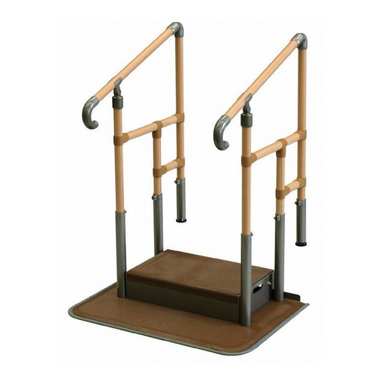 【商品説明】玄関におくだけで補助手すりが構築でき、あがりかまちの昇降をサポートいたします。○あがりかまちに置くだけで手すりが完成します。置くだけでセット完了。ビス止めによるキズを付けることもありません。○あがりかまちの高さによってステップ台...