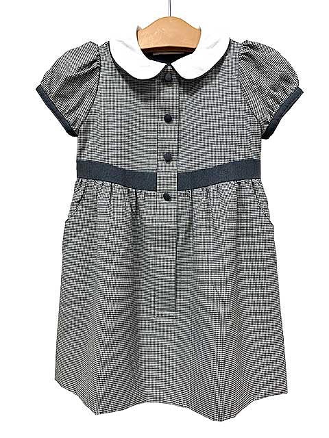 【ブランド/メーカー】carinissimo カリニッシモ 【カテゴリ】トップス 【色】グレー系 【サイズ】 ※サイズタグ欠品しています。　総丈約52.5cm 身幅約30cm 肩幅約23.5cm 袖丈約13cm 【素材】画像参照 【状態】U...