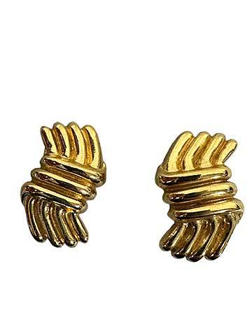 【ブランド/メーカー】クリスチャン・ディオール（Christian Dior） 【カテゴリ】アクセサリー 【色】ゴールド 【素材】金属 【サイズ詳細】 　　縦2.5cm 【状態】USED 【コメント】 　　※こちらは中古品です。多少の傷など...