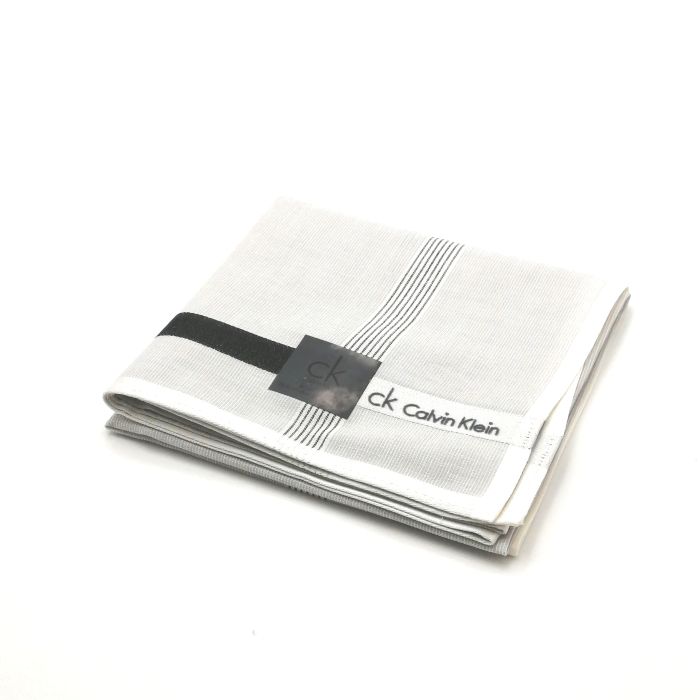 商品情報素材/カラー綿/グレー系サイズ/寸法縦x横…約48x49（センチ）※多少の誤差はご了承下さいませ。ランクN※訳アリ下記をご参照くださいませ。商品説明※未使用品のみの販売となりますが、納品時の折り畳み方がそれぞれ異なります。納品時の状...