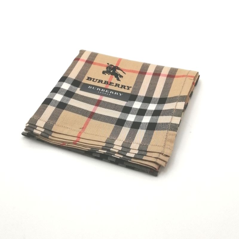 商品情報素材/カラー綿/ブラウン系サイズ/寸法縦x横…約49x49（センチ）※多少の誤差はご了承下さいませ。ランクN下記をご参照くださいませ。商品説明※未使用品のみの販売となりますが、納品時の折り畳み方がそれぞれ異なります。納品時の状態での...