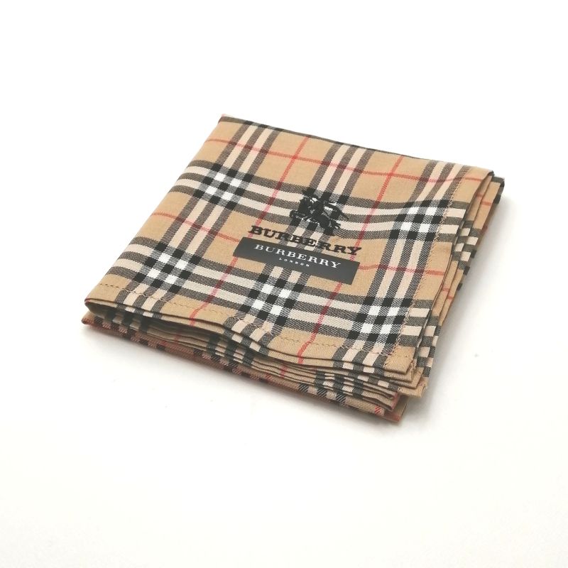 商品情報素材/カラー綿/ブラウン系サイズ/寸法縦x横…約49x49（センチ）※多少の誤差はご了承下さいませ。ランクN下記をご参照くださいませ。商品説明※未使用品のみの販売となりますが、納品時の折り畳み方がそれぞれ異なります。納品時の状態での...