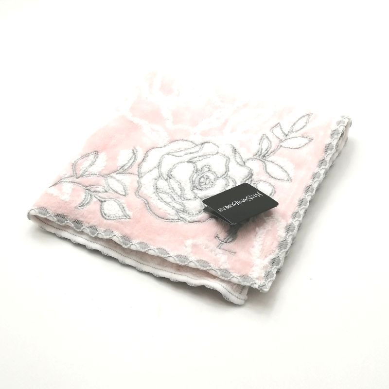 商品情報素材/カラー綿/ピンク系サイズ/寸法縦x横…約29x29（センチ）※多少の誤差はご了承下さいませ。ランクN下記をご参照くださいませ。商品説明※未使用品のみの販売となりますが、納品時の折り畳み方がそれぞれ異なります。納品時の状態での発...