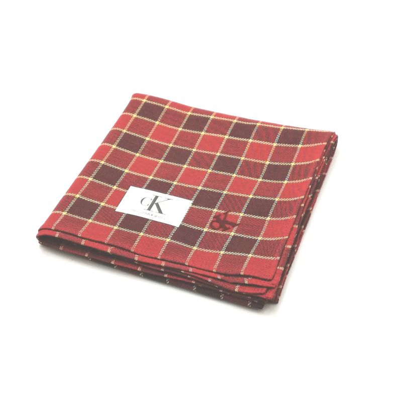 商品情報素材/カラー綿/レッド系サイズ/寸法縦x横…約49x49（センチ）※多少の誤差はご了承下さいませ。ランクN下記をご参照くださいませ。商品説明※未使用品のみの販売となりますが、納品時の折り畳み方がそれぞれ異なります。納品時の状態での発...