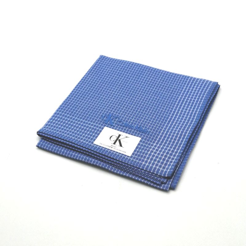 商品情報素材/カラー綿/ブルー系サイズ/寸法縦x横…約50x49（センチ）※多少の誤差はご了承下さいませ。ランクN下記をご参照くださいませ。商品説明※未使用品のみの販売となりますが、納品時の折り畳み方がそれぞれ異なります。納品時の状態での発...