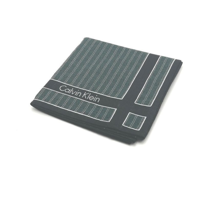 商品情報素材/カラー綿/グリーン系サイズ/寸法縦x横…約50x50（センチ）※多少の誤差はご了承下さいませ。ランクN下記をご参照くださいませ。商品説明※未使用品のみの販売となりますが、納品時の折り畳み方がそれぞれ異なります。納品時の状態での...