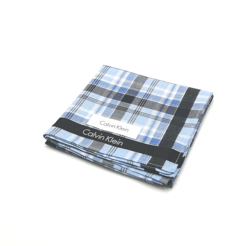 商品情報素材/カラー綿/ブルー系サイズ/寸法縦x横…約49x49（センチ）※多少の誤差はご了承下さいませ。ランクN下記をご参照くださいませ。商品説明※未使用品のみの販売となりますが、納品時の折り畳み方がそれぞれ異なります。納品時の状態での発...