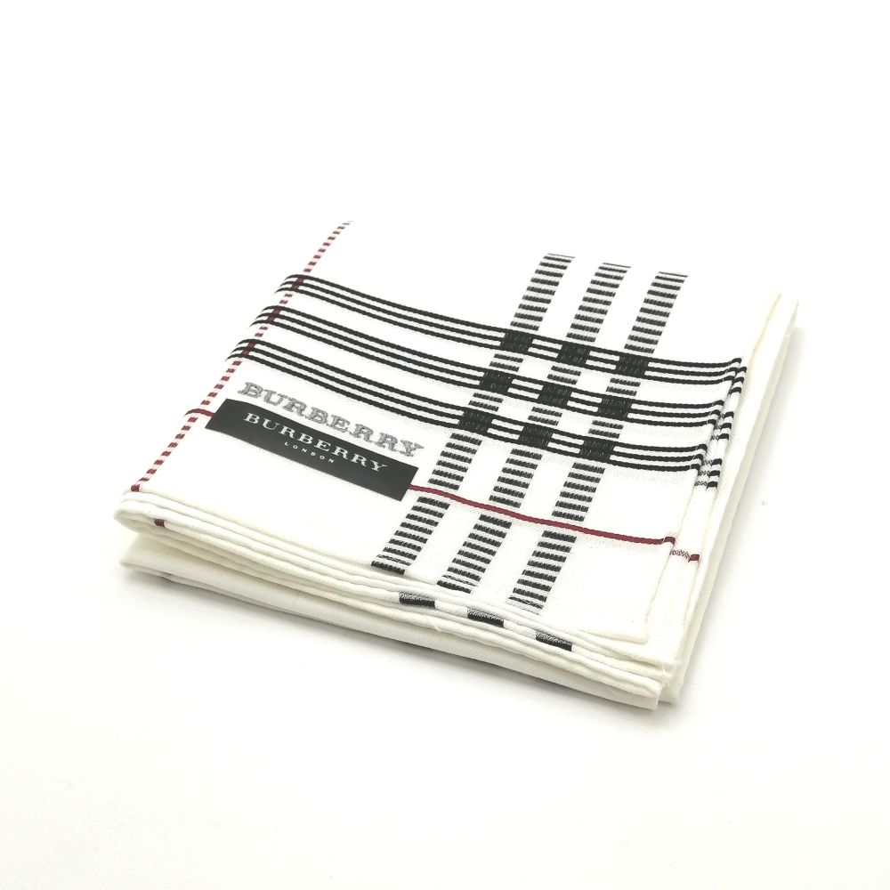 商品情報素材/カラー綿/ホワイト系サイズ/寸法縦x横…約49x49（センチ）※多少の誤差はご了承下さいませ。ランクN下記をご参照くださいませ。商品説明※未使用品のみの販売となりますが、納品時の折り畳み方がそれぞれ異なります。納品時の状態での...