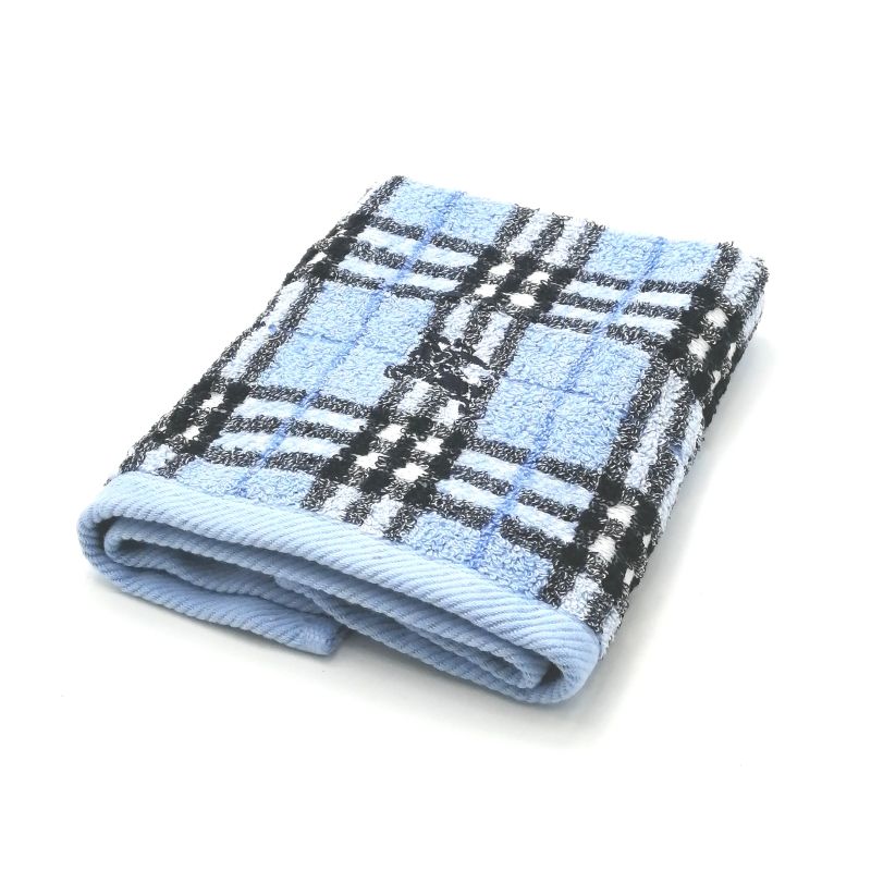 商品情報素材/カラー綿/ブルー系サイズ/寸法縦x横…約34x35（センチ）※多少の誤差はご了承下さいませ。ランクN下記をご参照くださいませ。商品説明※未使用品のみの販売となりますが、納品時の折り畳み方がそれぞれ異なります。納品時の状態での発...