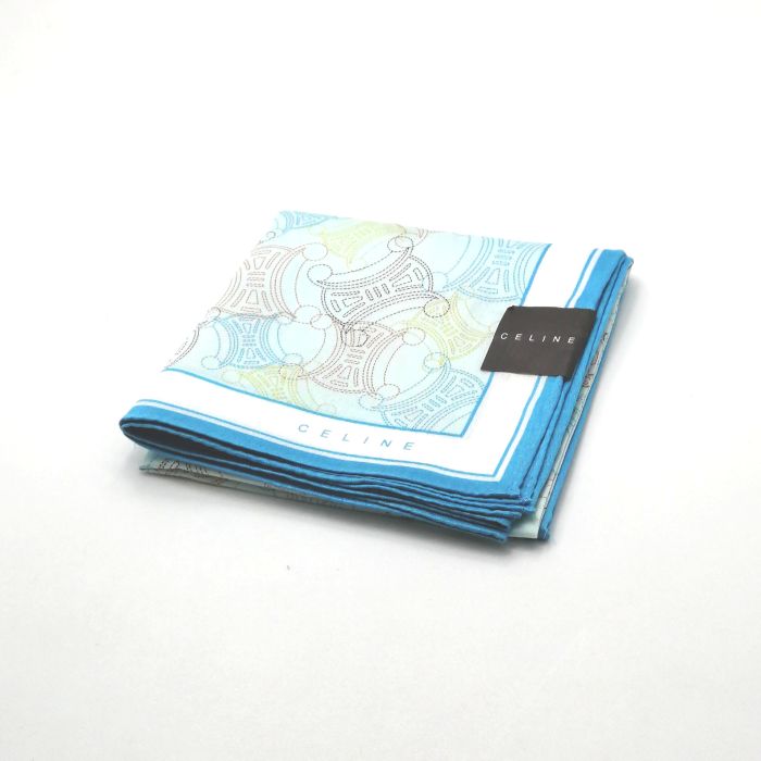 商品情報素材/カラー綿/ブルー系サイズ/寸法縦x横…約52x52（センチ）※多少の誤差はご了承下さいませ。ランクN下記をご参照くださいませ。商品説明※未使用品のみの販売となりますが、納品時の折り畳み方がそれぞれ異なります。納品時の状態での発...