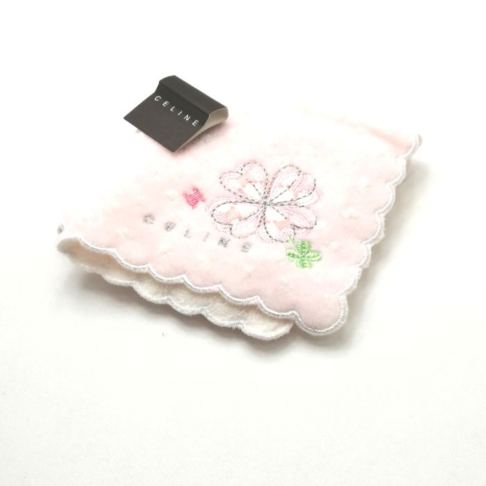 商品情報素材/カラー綿/ピンク系サイズ/寸法縦x横…約20x21（センチ）※多少の誤差はご了承下さいませ。ランクN下記をご参照くださいませ。商品説明※未使用品のみの販売となりますが、納品時の折り畳み方がそれぞれ異なります。納品時の状態での発...