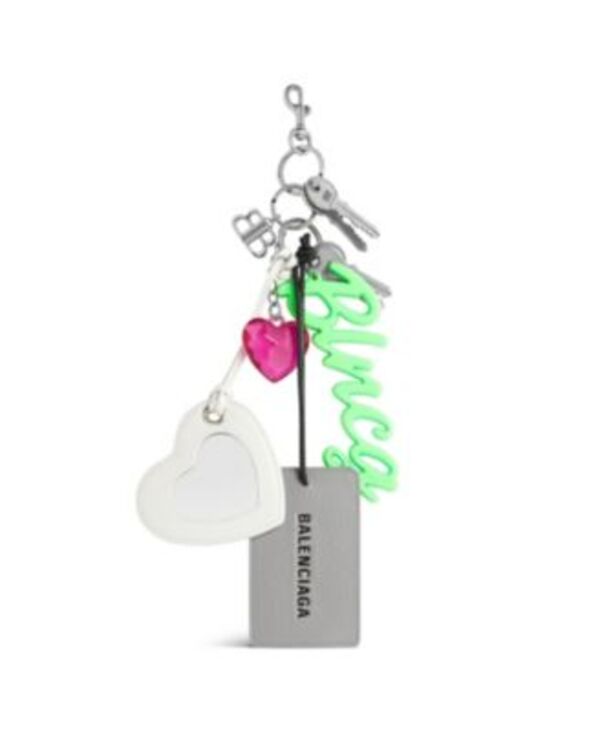 ■ブランド Balenciaga (バレンシアガ)■商品名 Aki Charm / Keychain■商品は海外よりお取り寄せの商品となりますので、お届けまで10日-3週間前後お時間頂いております。 ■ブランド・商品・デザインによって大きな...