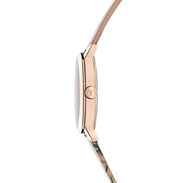 ■ブランド Ted Baker (テッドベーカー)■商品名 Ted Baker TedJwl Fleure Watch■商品は海外よりお取り寄せの商品となりますので、お届けまで10日-3週間前後お時間頂いております。 ■ブランド・商品・デザ...