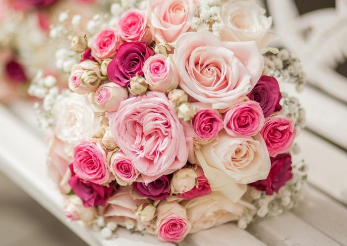 【製品仕様】 ◆サイズ：A2版（594mm×420mm）／梱包サイズ：445mm×60mm×60mm（ダンボール材のポスターボックス） ◆キャラクロ（キャラクターインテリアクロス）：壁紙の上からでも床や天井や窓ガラスでもどこでもぴたっと貼れ...