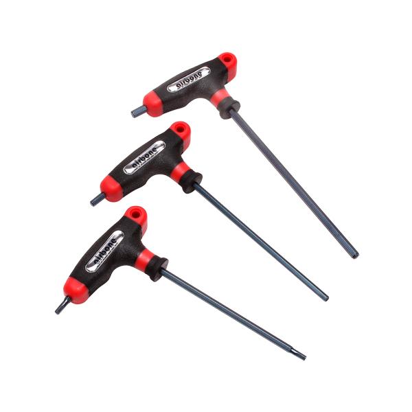 六角レンチの先が薄くスライスされ、ボルトで固定された不思議な工具。回転させることでキャッチ面が多くなり、六角では空回りしていたボルトも、はずせるようになりました。 （ボルトのなめ具合によって外れない場合もあります。） ■先が薄くスライスされ...