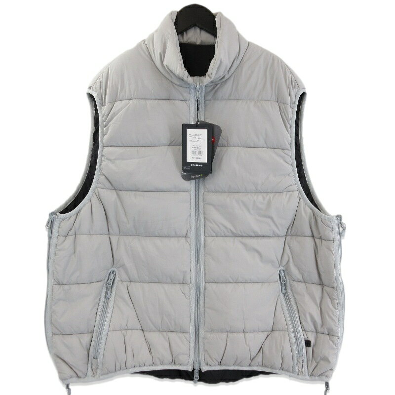 商品詳細 ブランド名 DAIWA PIER39 色/素材 シルバー/BLACK/ナイロン 生産国 中国製 SIZE 表記SIZE：XL着丈：約75cm身幅：約65cm肩幅：約50cm 平置き採寸での計測となるため、公式サイトの計測と多少のズ...