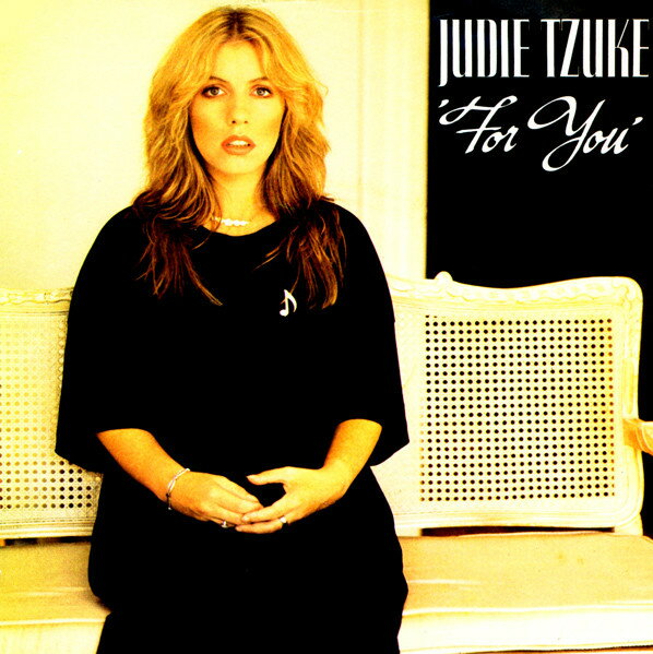 ・アーティスト Judie Tzuke ・タイトル For You ・レーベル・型番 The Rocket Record Company XPRES2 ・フォーマット 7インチレコード ・コンディション(盤) 良い (VG+) ・コンディシ...