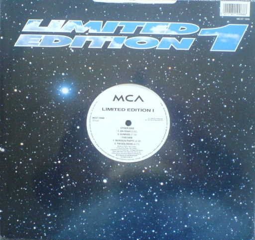 ・アーティスト Ricky Crespo ・タイトル Limited Edition 1 ・レーベル・型番 MCA Records MCST1996 ・フォーマット 12インチレコード ・コンディション(盤) 可 (VG) ・コンディション...