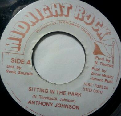 ・アーティスト Anthony Johnson ・タイトル Sitting In The Park ・レーベル・型番 Midnight Rock MID0010 ・フォーマット 7インチレコード ・コンディション(盤) 良い (VG+) ・...