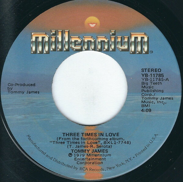 ・アーティスト Tommy James ・タイトル Three Times In Love ・レーベル・型番 Millennium YB11785 ・フォーマット 7インチレコード ・コンディション(盤) 可 (VG) ・コンディション(ジ...