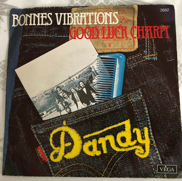 ・アーティスト Dandy ・タイトル Bonnes Vibrations / Good Luck Charm ・レーベル・型番 VEGA 3582 ・フォーマット 7インチレコード ・コンディション(盤) 良い (VG+) ・コンディショ...